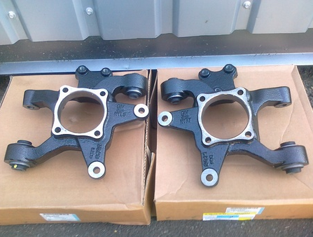 Trụ lái sau xe Captiva chính hãng GM# 96626433 - 96626434