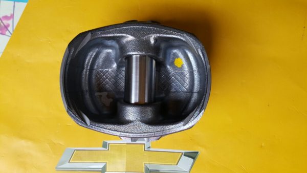 Pit tong xe Captiva máy xăng chính hãng GM# 92067744